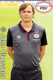 Phillip Cocu - Hoofd Trainer - Seizoen 2023/2024 - Supportersvereniging PSV